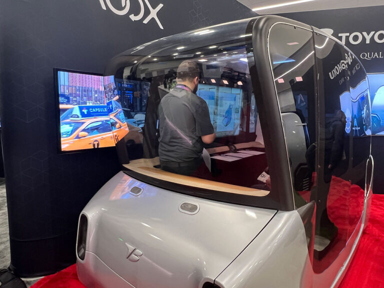 [CES2023]未来の車、自動運転のその先を見せたトヨタ紡織 – DRONE