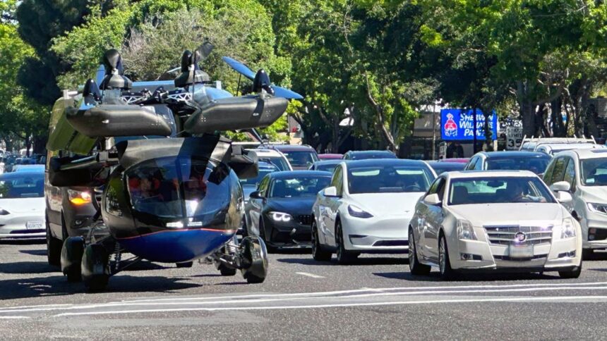 ASKA、空飛ぶクルマ「ASKA A5」が飛行テスト開始。安定したホバリングを達成 – DRONE