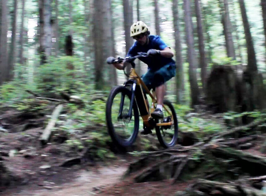 電動アシスト自転車「ENVO D50」、コミューターとしてもカーゴキャリアとしても機能 – DRONE