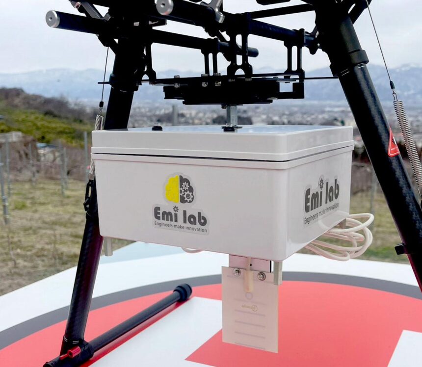 EMI-LAB、ドローンに搭載する要救助者捜索ユニットシステムの開発及び実装に向けた実証実験を開始 – DRONE