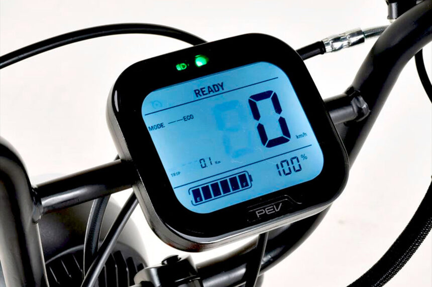 プロト、オリジナル電動スクーター「PEV600」発売。購入支援補助金（最大8万6000円）の対象車 – DRONE