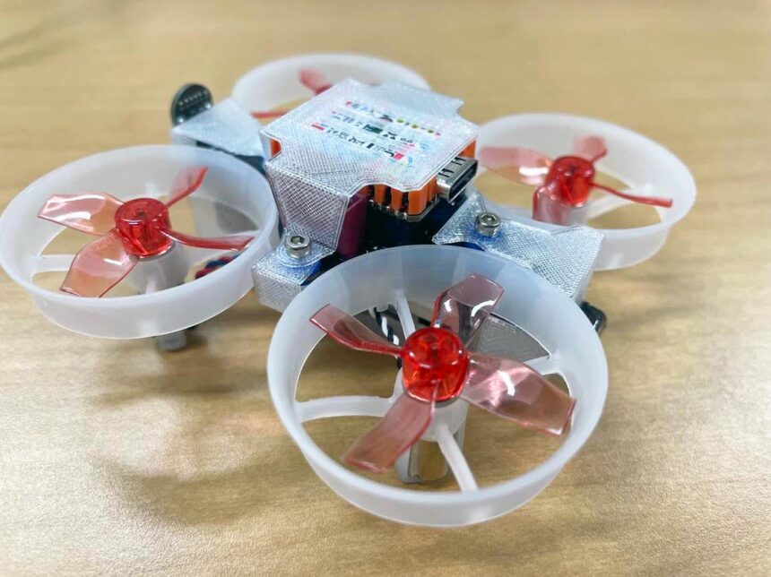 FAP factoryら、子供向け教育用ドローン「StampFly Edu」の共同研究開発を開始 – DRONE