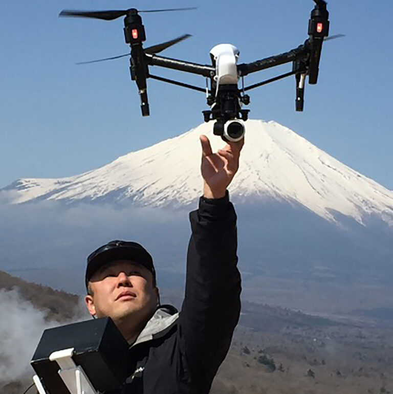 ORSO、総勢14名のプロパイロットによるDRONE STARプレミアム体験会を予約開始[Japan Drone 2025] – DRONE